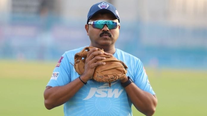 IPL 2023 | DC vs MI: Coach Pravin Amre Challenges His Batters to Score ...