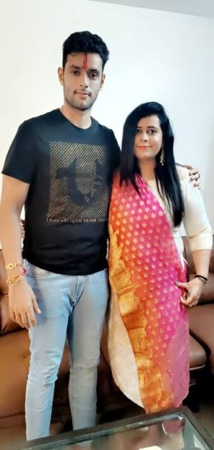 Shivam Dube Family- Father, Mother, Siblings